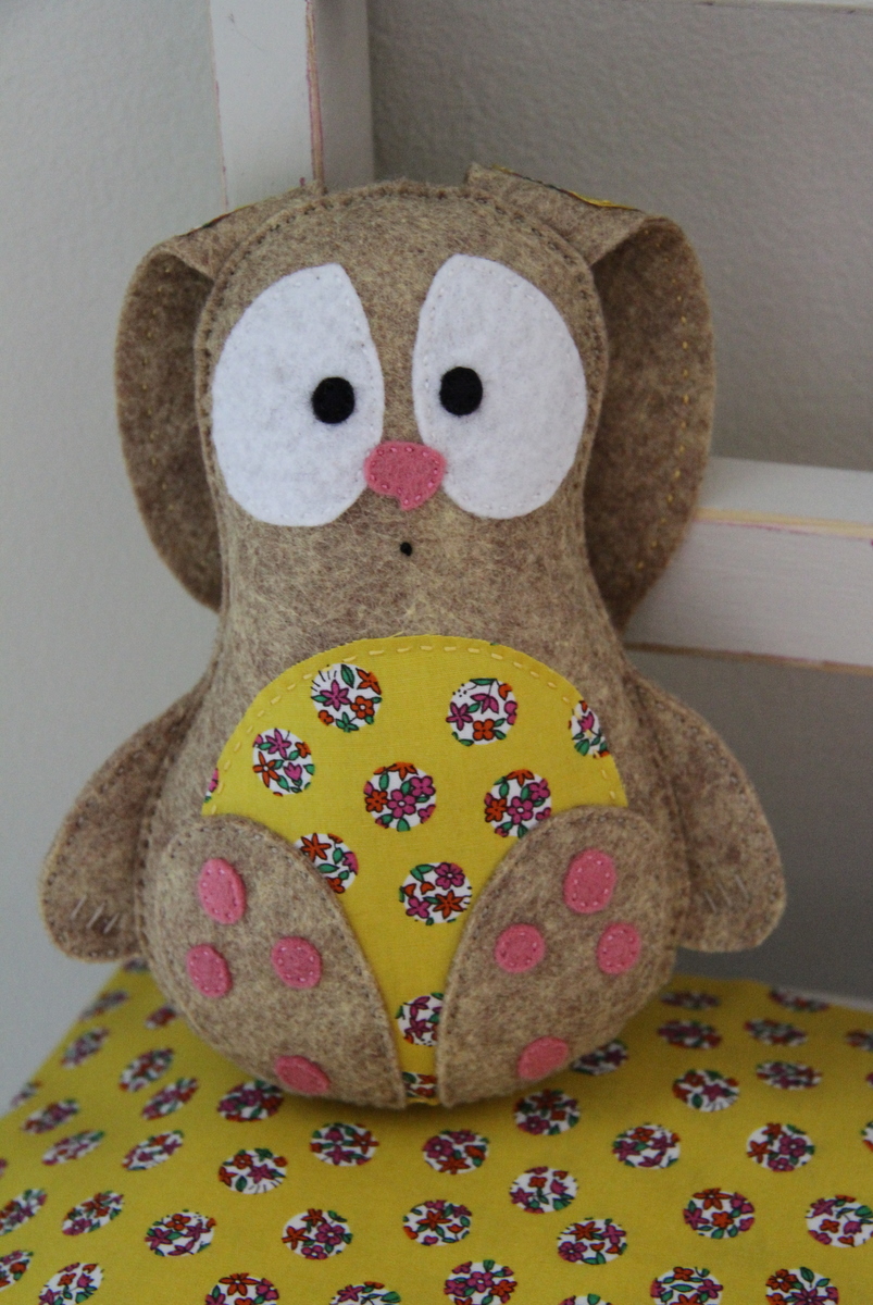 Rabbit Felt Toy (yellow) - Gift, Bunny on Luulla